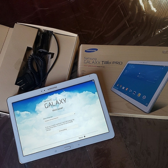 Samsung | Tablets & Accessories | Samsung Tablet Pro | Poshmark